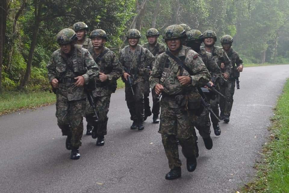 LAIN MACIAM... Panglima 10 Bgd (Para) Yang Baru Ni - Defence Security Asia