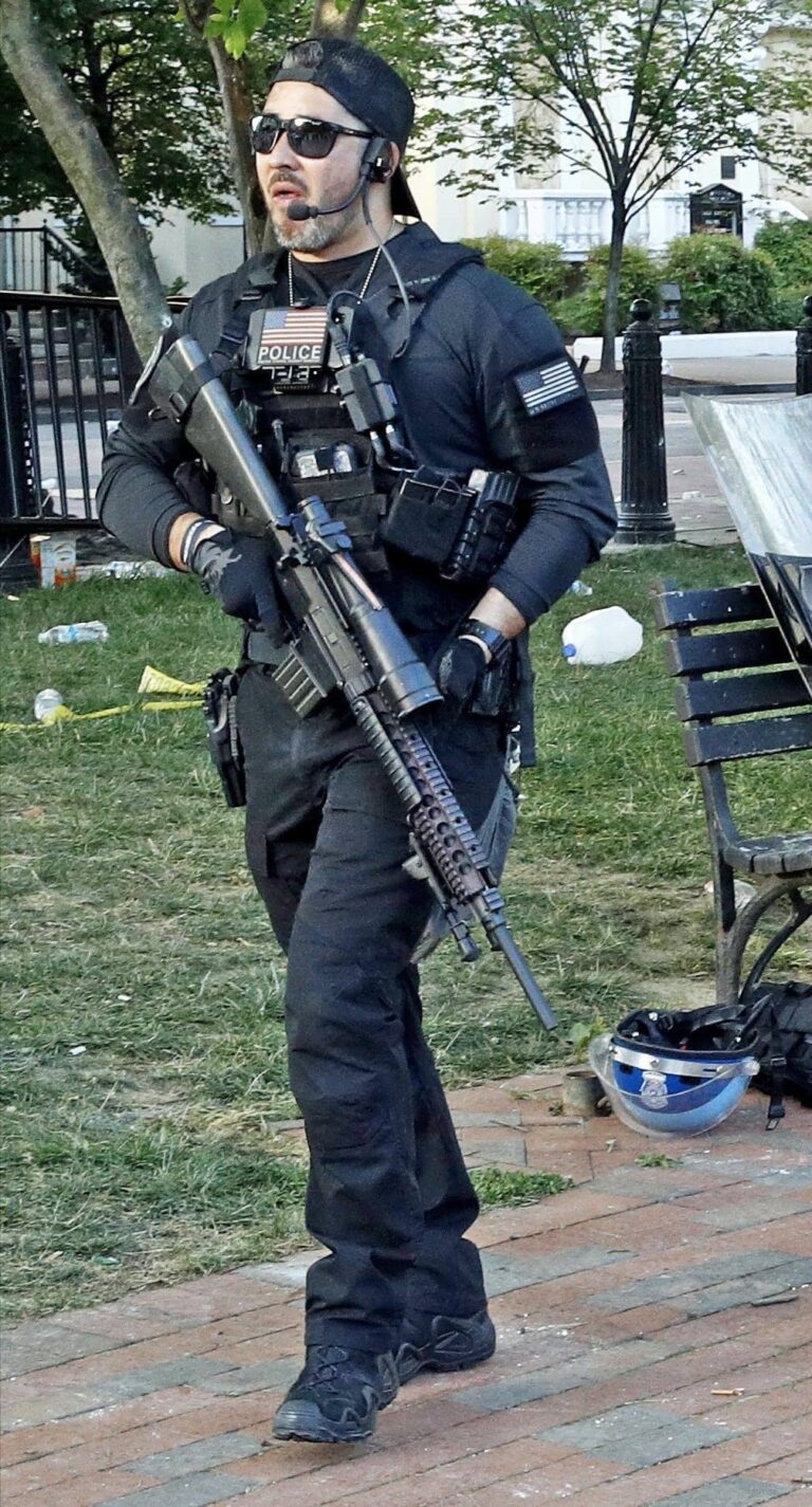 Senjata Penembak Tepat "AX Chassis System" (AXAICS) U.S Secret Service ...