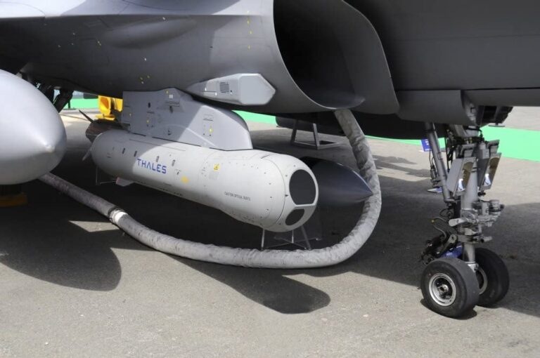 "Damocles" Targeting Pod Su-30MKM. Tiada Sasaran Terlepas - Defence ...