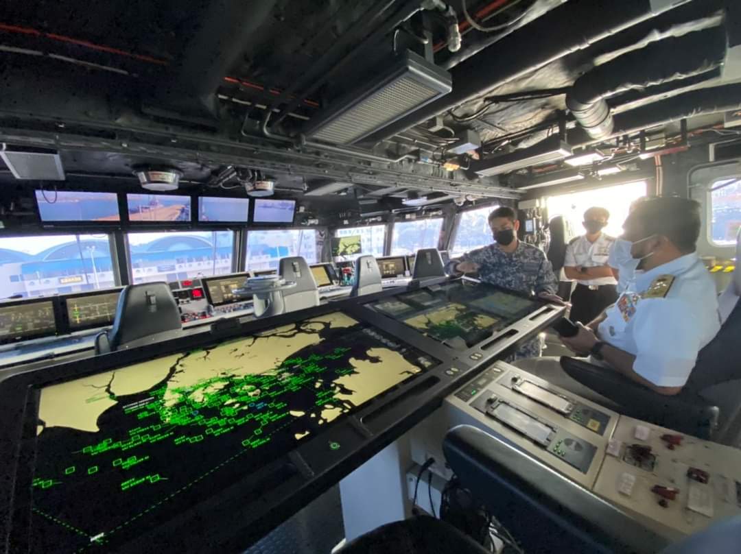 Panglima TLDM Lawat Kapal Littoral Mission Vessel (LMV) Singapura, "RSS ...