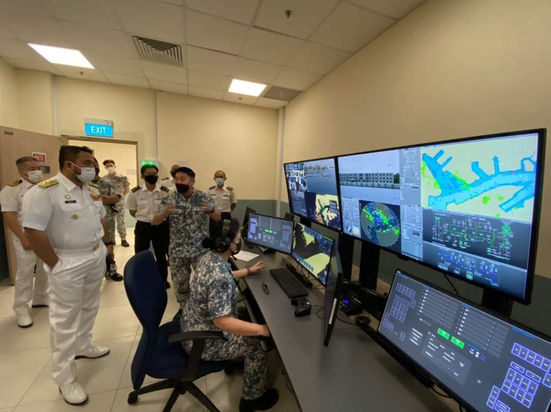 Panglima TLDM Lawat Kapal Littoral Mission Vessel (LMV) Singapura, "RSS ...