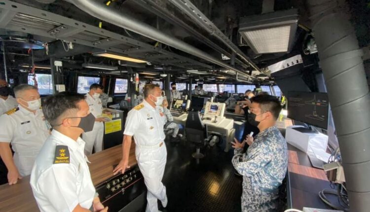 Panglima TLDM Lawat Kapal Littoral Mission Vessel (LMV) Singapura, "RSS ...