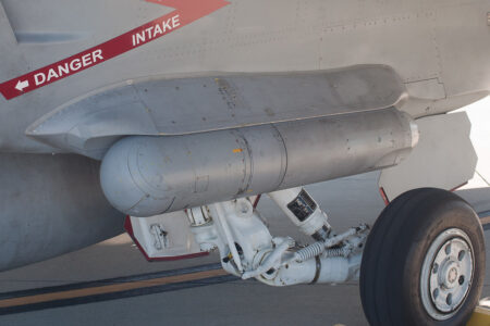 Targeting Pod "ATFLIR" F/A-18D Hornet TUDM - Defence Security Asia