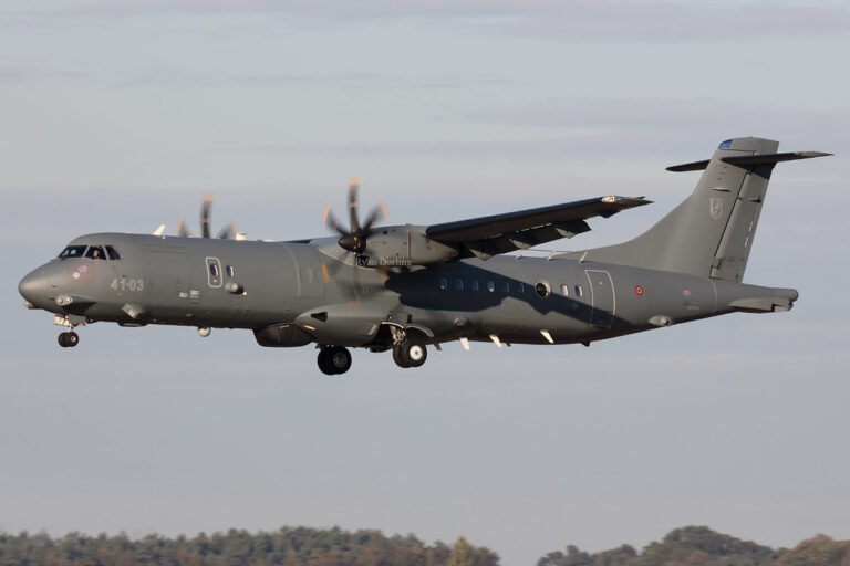 ATR72 MPA, Pesawat Peronda Maritim Pilihan Untuk Malaysia?? - Defence ...