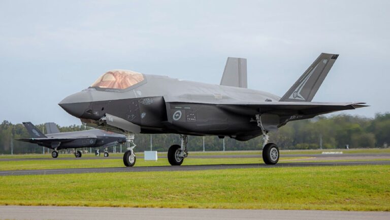 F-35A Milik RAAF Sudah Berada Di Pangkalan Butterworth - Defence ...