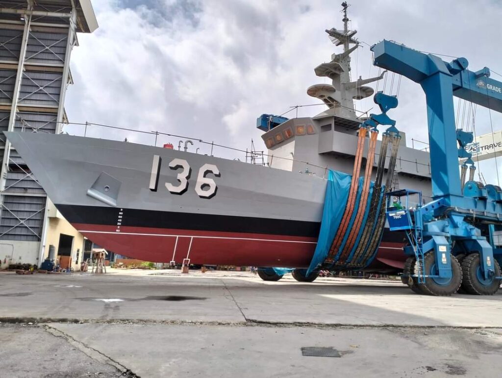 Kebakaran Kecil Di KD Laksamana Muhammad Amin - Bomba Perak - Defence ...