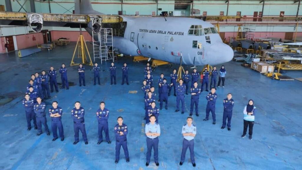 TUDM Terus Gunakan Pesawat C-130 Hercules Sehingga Tahun 2040 - Defence ...