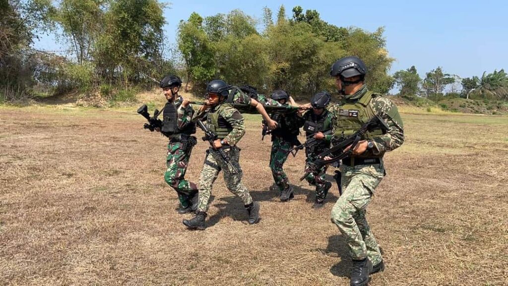 Komando 21 GGK, KOPASSUS Akhiri "Eks HARIMAU SATYA" Di Indonesia ...