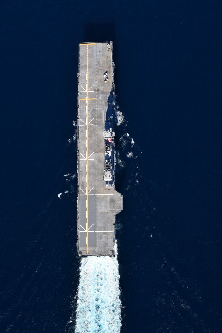 JS Kaga and JS Izumo Mark Japan's Aircraft Carrier Comeback - Defence ...
