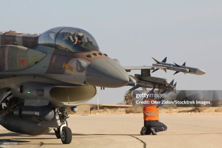 Singapura Integrasi Peluru Berpandu "Python-5" Buatan Israel Pada F-16C ...