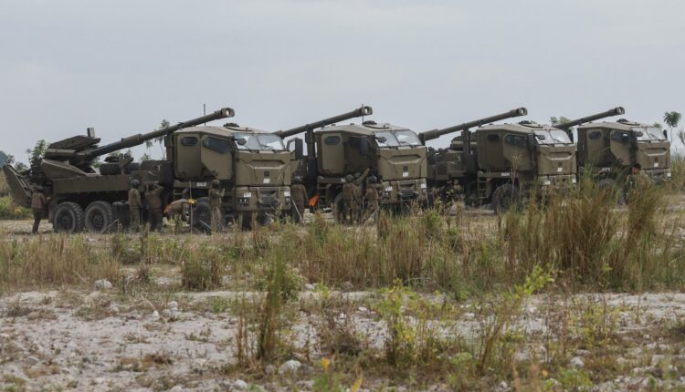 (VIDEO) Philippine Army Conducts Test Firing of ATMOS 155mm Self ...