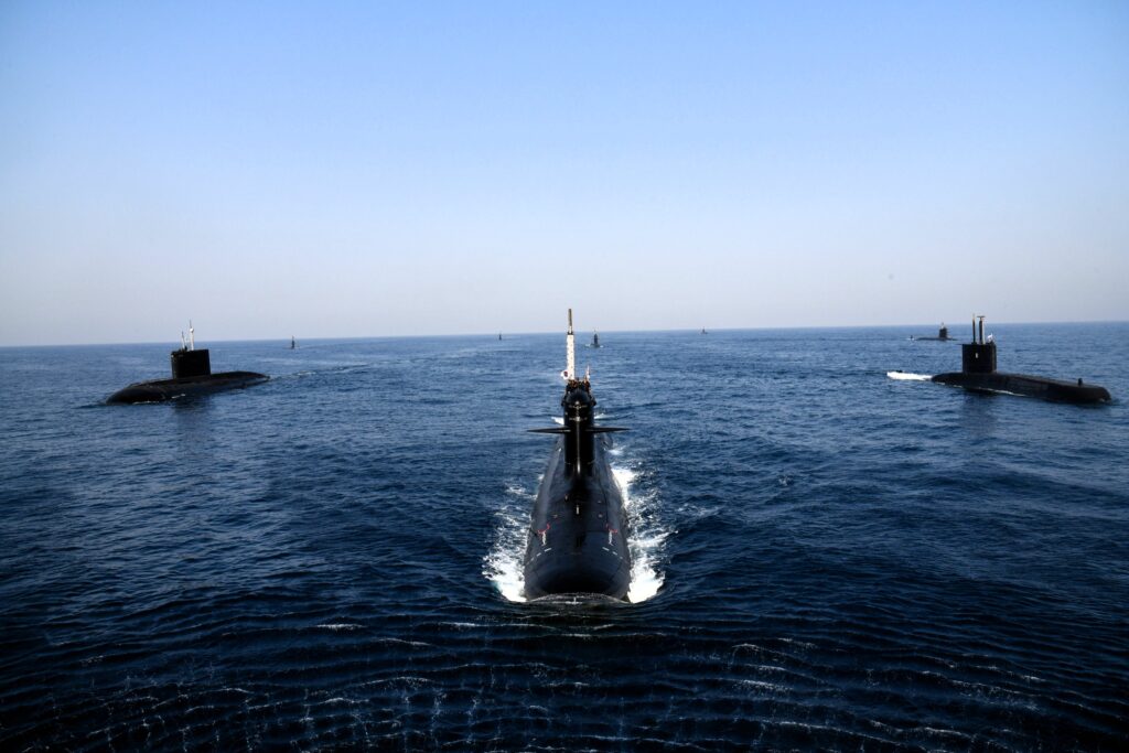 India Kerah 11 Buah Kapal Selamnya Secara Serentak, "Show of Force ...