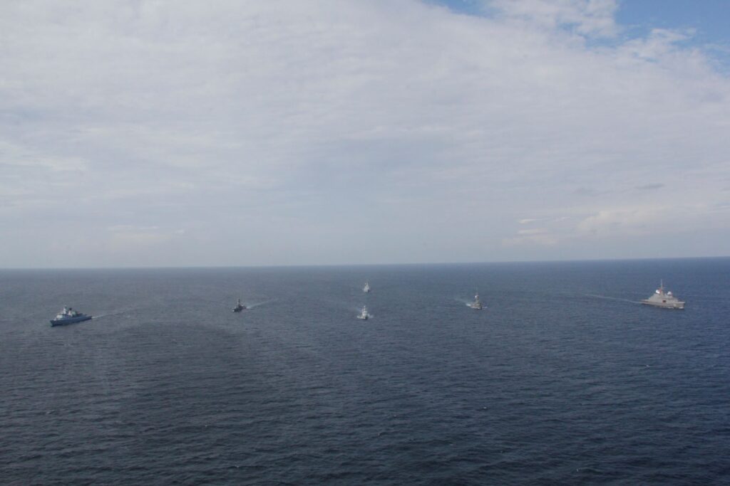 Singapore, Malaysia Navies Conduct 40th Anniversary of Bilateral ...