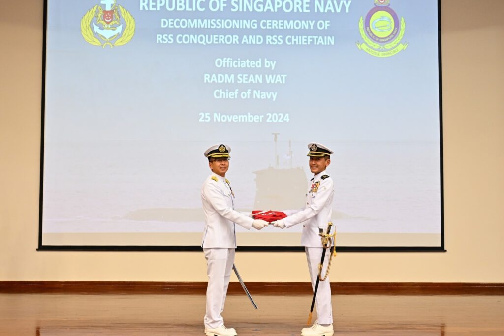 Singapore Decommissions Challenger-Class Submarines, RSS Conqueror and ...