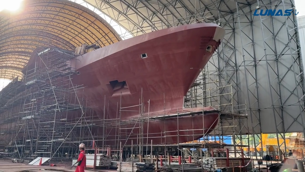 (VIDEO) RMN’s LCS 2 Completes First Stage of Painting Process - Defence ...