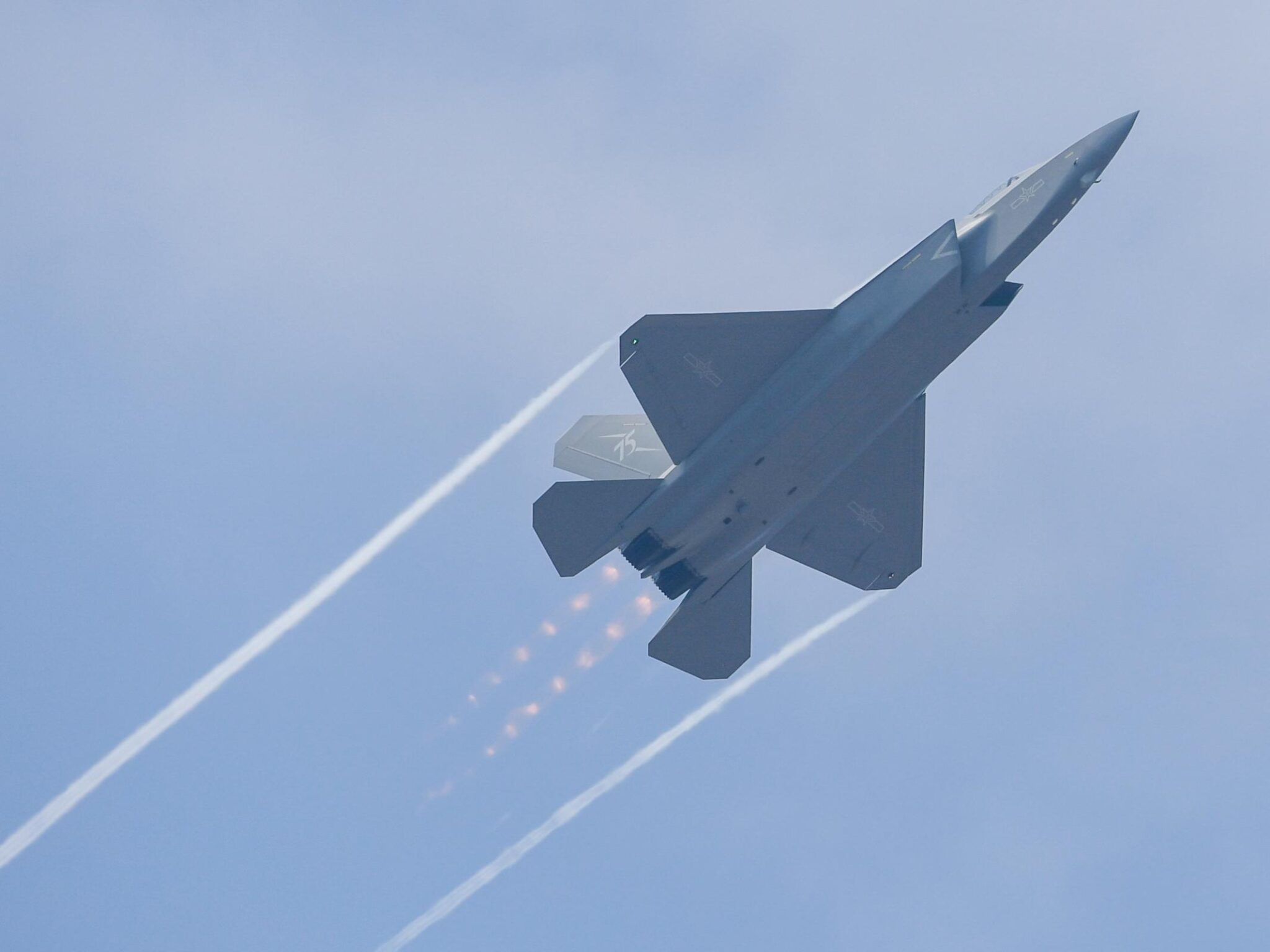 Beijing Set to Arm Pakistan with J-35A Stealth Jets in Coming Months ...