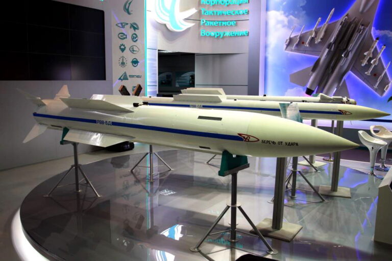 Missile Race Heats Up: Russia Offers Hypersonic BVRAAM R-37M to India as PL-15 Haunts ...