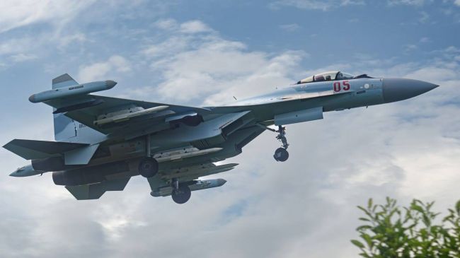 Russia’s Su-35 Unleashes R-77M Missile: 200km ‘No Escape Zone’ Threat ...