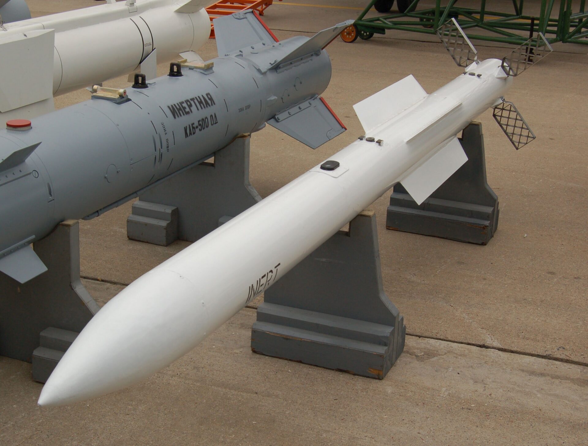 Russia’s Su-35 Unleashes R-77M Missile: 200km ‘No Escape Zone’ Threat ...