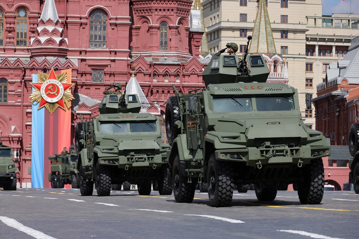 Tehran Pamer Spartak MRAP Rusia: Isyarat Baharu Kerjasama Ketenteraan ...