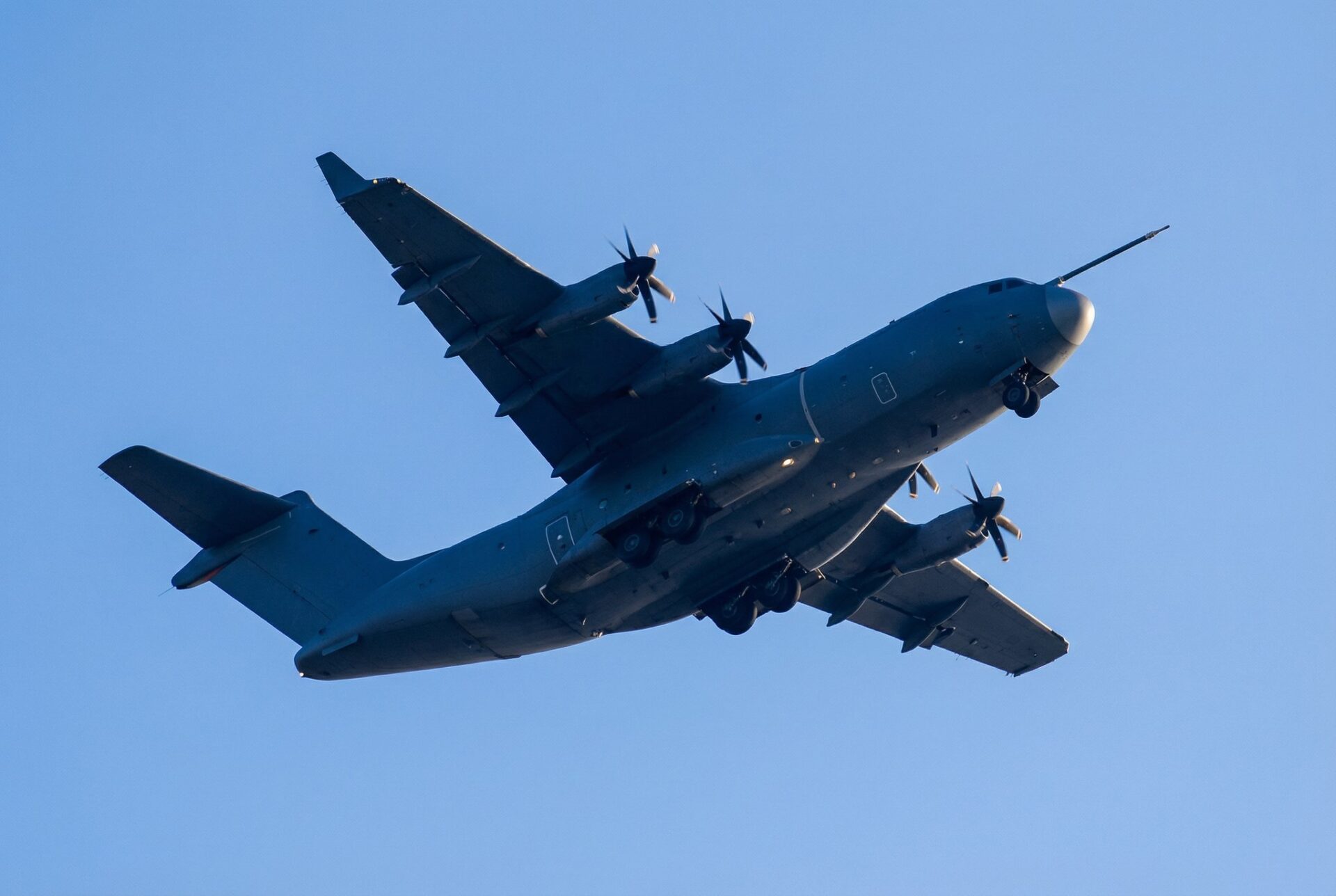 China’s Y-30 Transport Aircraft Takes First Flight, Redefining PLA ...
