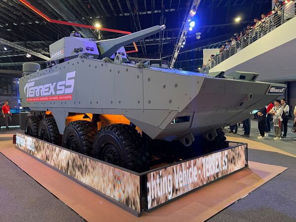 Singapore Awards ST Engineering Terrex s5 IFV Contract as SAF ...