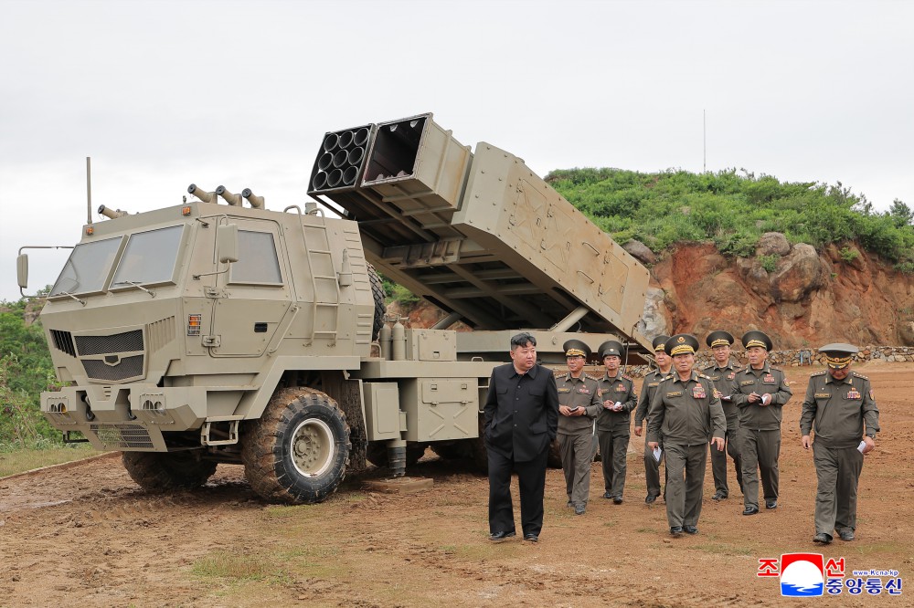 Kim Jong Un Unveils AI-Powered “Juche-HIMARS”: North Korea’s New ...