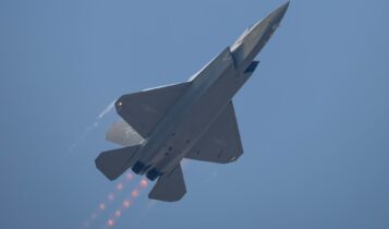 Malaysia’s King Inspects Russia’s Su-57E Stealth Fighter in Moscow Amid ...